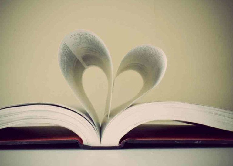 6 Books You Can Read On a Winter Night | Books and Blogs